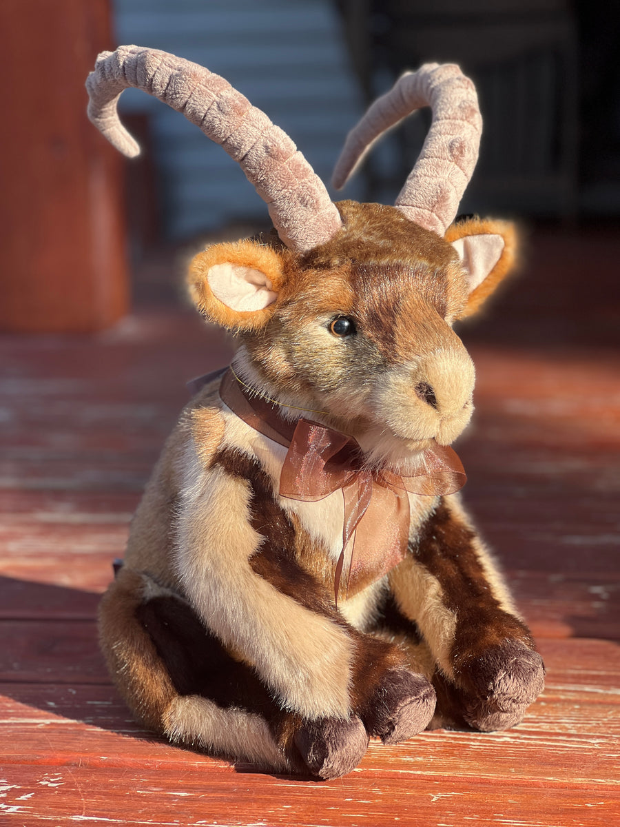 Ramble by Charlie Bears – Barnstablebears